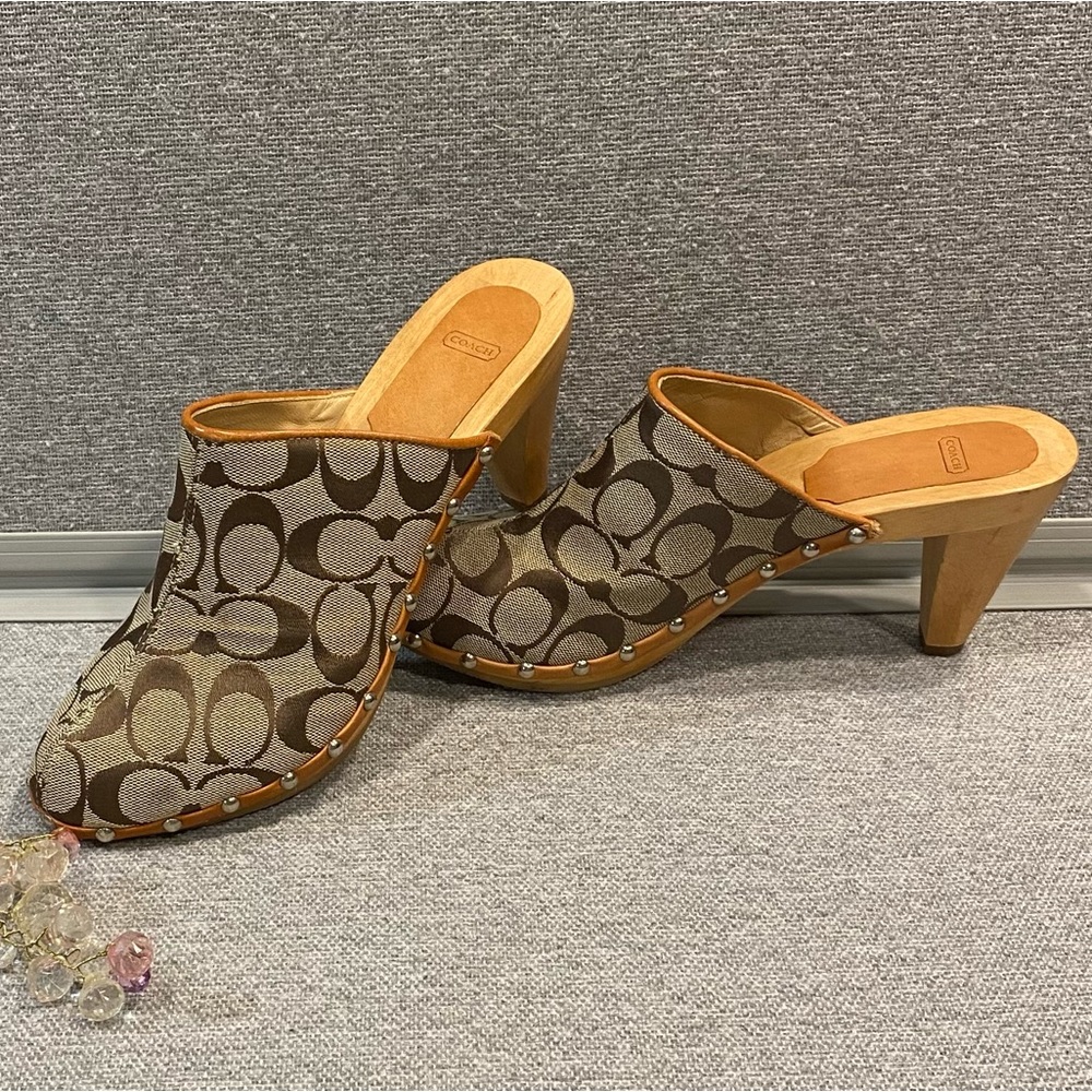 Coach Signature Clogs - Gem